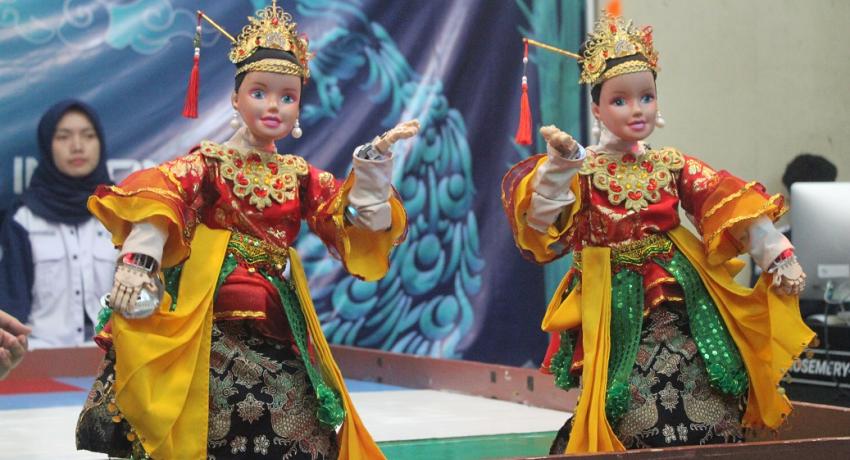 Rosemery UNY Raih Juara 1 Kontes Robot Seni Tari Indonesia Wilayah I ...